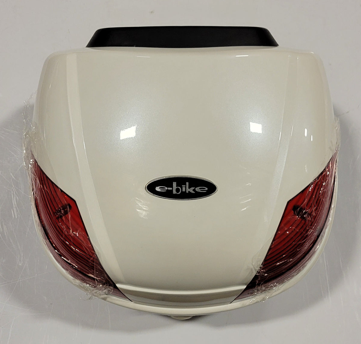 Italia MK White Trunk Box – gvabrandscorp